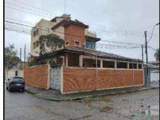 Casa com 3 dormitórios à venda, 350 m² por R$ 783.749 Caraguatatuba Caraguatatuba/SP