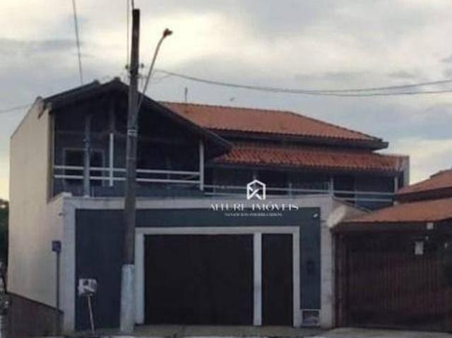 Casa com 3 dormitórios à venda, 350 m² por R$ 850.000,00 Borda da Mata Caçapava/SP