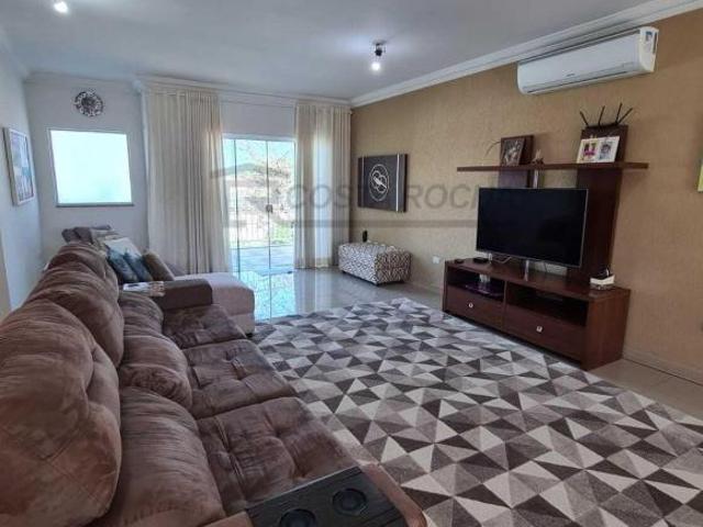 Casa com 3 dormitórios à venda, 365 m² por R$ 1.500.000,00 Condomínio Icaraí Salto/SP