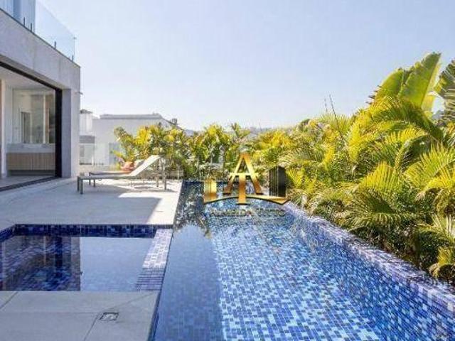 Casa com 3 dormitórios à venda, 365 m² por R$ 6.200.000 Tamboré 11 Santana de Parnaíba/SP