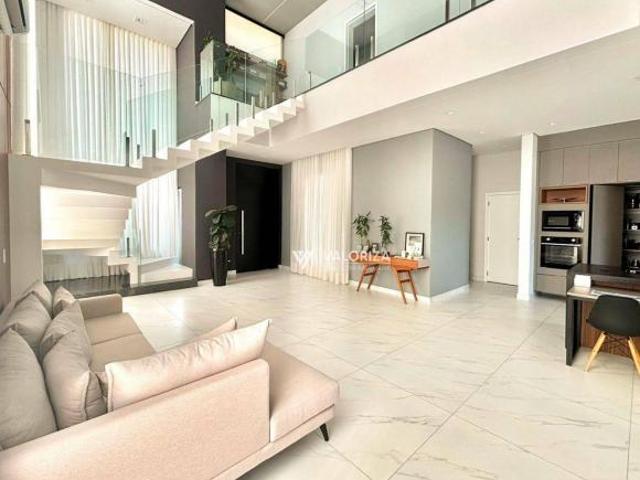 Casa com 3 dormitórios à venda, 360 m² por R$ 3.900.000,00 Alphaville Nova Esplanada Votorantim/