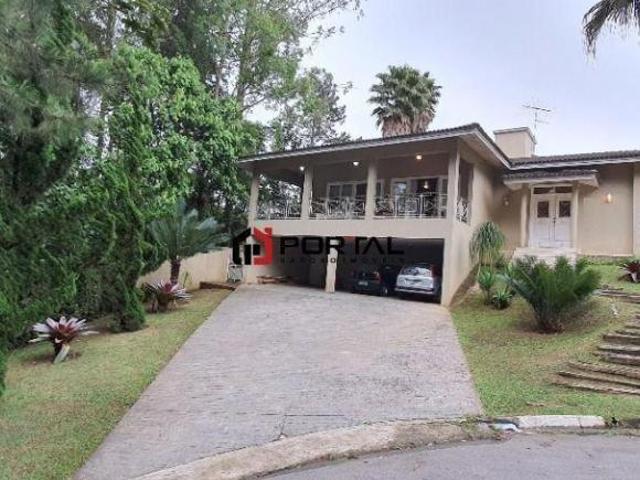 Casa com 3 dormitórios à venda, 360 m² por R$ 1.600.000,00 Granja Viana Embu das Artes/SP