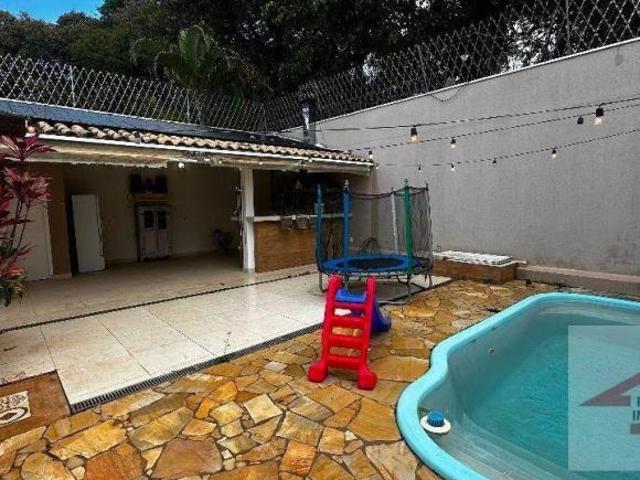 Casa com 3 dormitórios à venda, 360 m² por R$ 2.050.000,00 Jardim Santa Teresa Jundiaí/SP