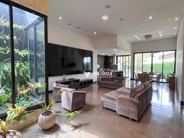 Casa com 3 dormitórios à venda, 360 m² por R$ 4.200.000,00 Lago Azul Condomínio e Golfe Clube Ar