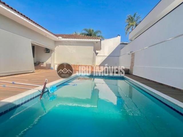 Casa com 3 dormitórios à venda, 360m² por R$ 2.500.000 – Condomínio Flora Ville –