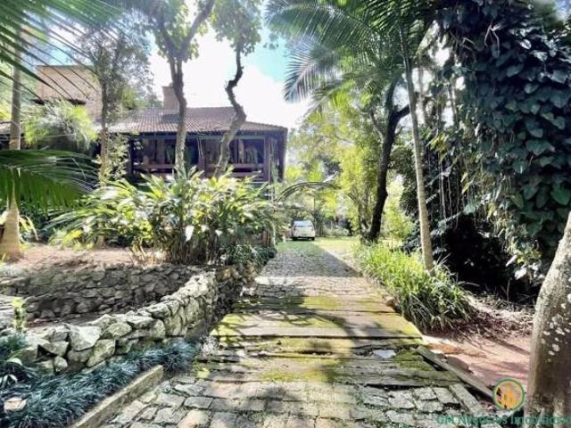 Casa com 3 dormitórios à venda, 363 m² por R$ 1.750.000,00 Chácara Santa Lúcia dos Ypes Carapicu