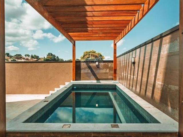 Casa com 3 dormitórios á venda, 378 m² e A/C 251 m² por 1.937.000,00 em Atibaia/SP