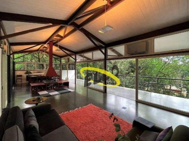 Casa com 3 dormitórios à venda, 380 m² por R$ 2.700.000,00 Granja Viana Carapicuíba/SP