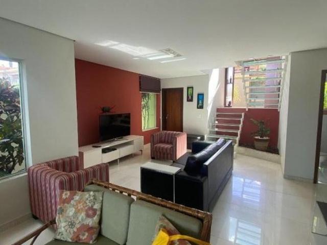 Casa com 3 dormitórios à venda, 400 m² por R$ 1.800.000,00 Jardim Paulista Atibaia/SP