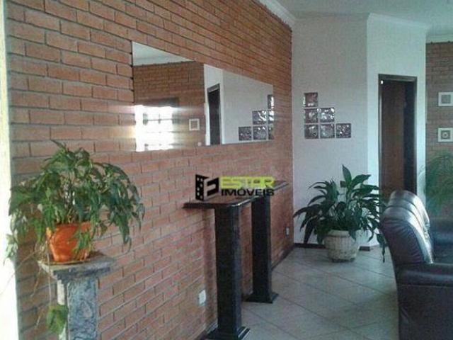 Casa com 3 dormitórios à venda, 400 m² por R$ 1.850.000,00 Residencial Country Felix Bom Jesus d