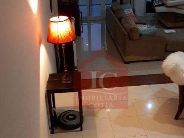 Casa com 3 dormitórios à venda, 400 m² por R$ 1.200.000,00 Colinas de Ibiuna Ibiúna/SP