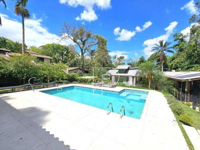 Casa com 3 dormitórios à venda, 400 m² por R$ 2.500.000,00 Algarve Cotia/SP