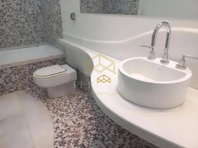 Casa com 3 dormitórios à venda, 400 m² por R$ 2.500.000,00 Condomínio Moinho de Vento Valinhos/S