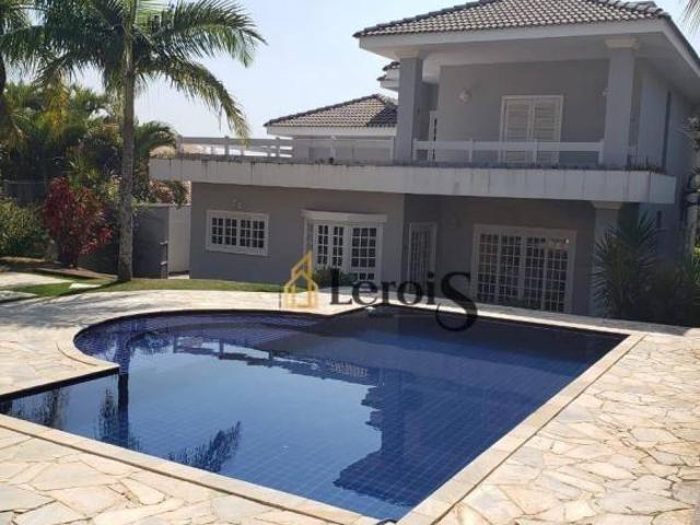 Casa com 3 dormitórios à venda, 400 m² por R$ 2.000.000,00 Condomínio Campos de Santo Antônio It