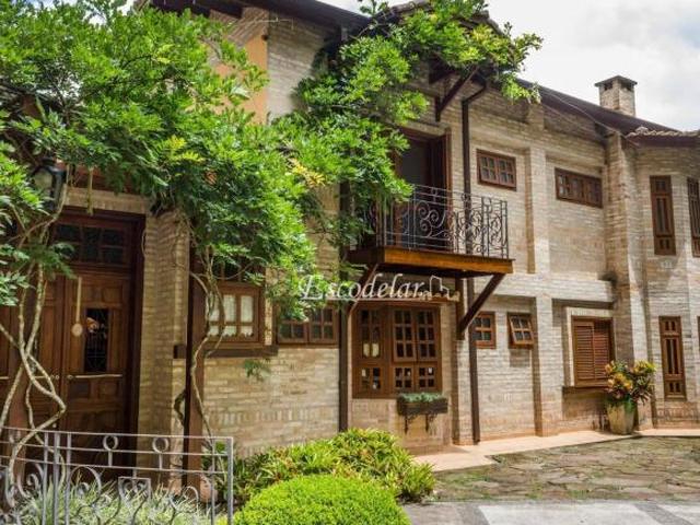 Casa com 3 dormitórios à venda, 400 m² por R$ 2.200.000,00 Roseira Mairiporã/SP
