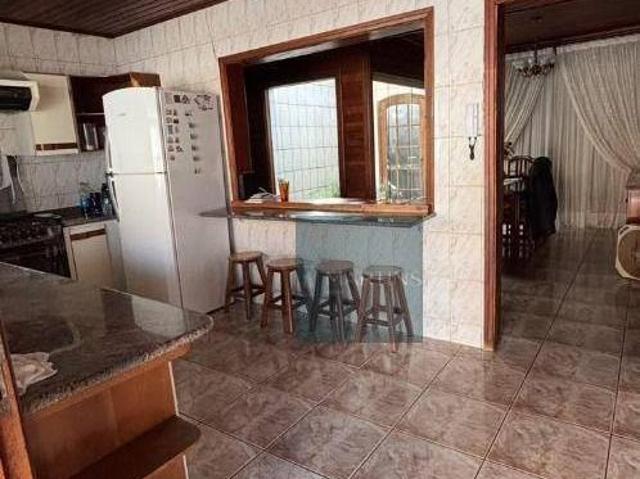 Casa com 3 dormitórios à venda, 401 m² por R$ 850.000,00 Parque São Luiz Jundiaí/SP