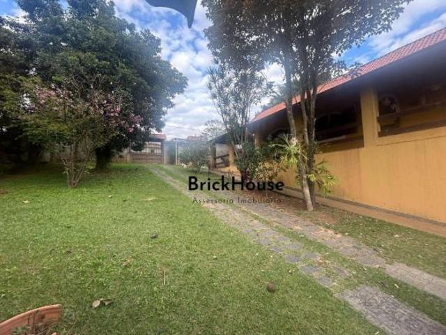 Casa com 3 dormitórios à venda, 403 m² por R$ 950.000,00 Vila Holf São João Novo São Roque/SP