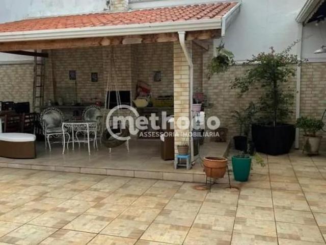 Casa com 3 dormitórios à venda, 410 m² por R$ 2.400.000,00 Jardim Guanabara Campinas/SP