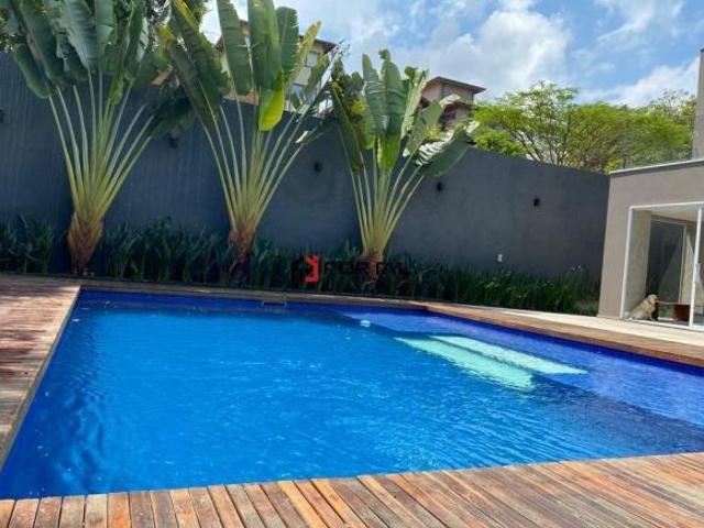 Casa com 3 dormitórios à venda, 426 m² por R$ 3.900.000,00 Granja Viana Cotia/SP