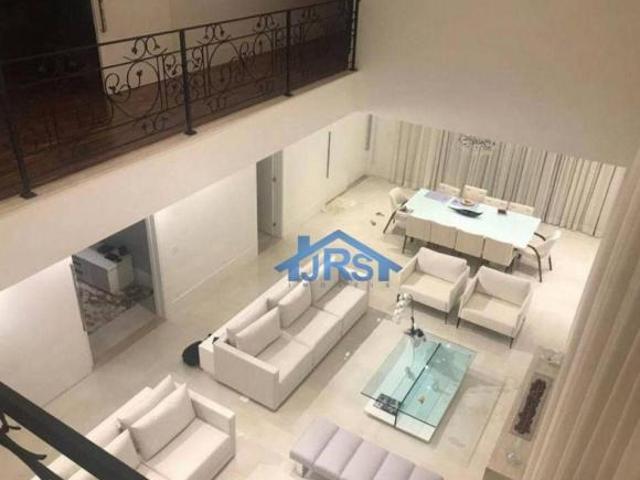 Casa com 3 dormitórios à venda, 445 m² por R$ 5.620.000,00 Tamboré Barueri/SP