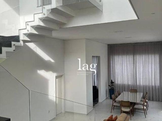Casa com 3 dormitórios à venda, 454 m² por R$ 2.600.000,00 Condomínio Saint Charbel Araçoiaba da