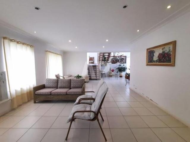 Casa com 3 dormitórios à venda, 462 m² por R$ 2.699.900,00 Condomínio Campos de Santo Antônio It