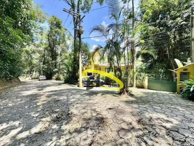 Casa com 3 dormitórios à venda, 485 m² por R$ 1.700.000,00 Chácara Agrindus Taboão da Serra/SP