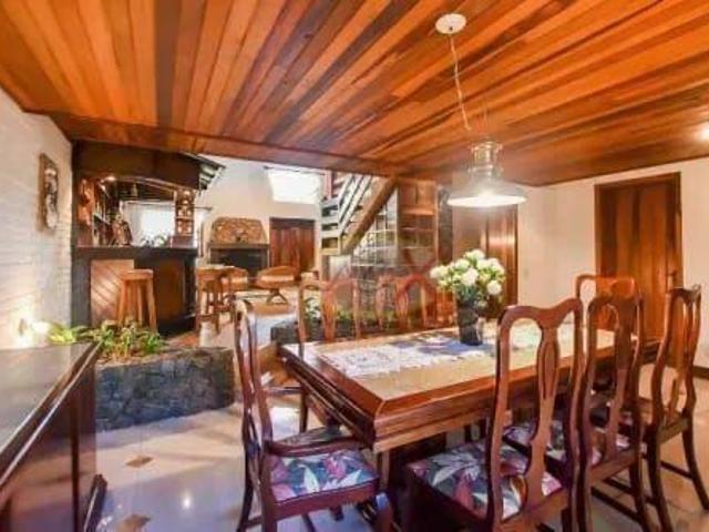 Casa com 3 dormitórios à venda, 485 m² por R$ 1.870.000 Ahú Curitiba/PR