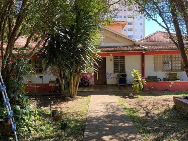 Casa com 3 dormitórios à venda, 480 m² por R$ 2.333.000,00 Vila São José Taubaté/SP