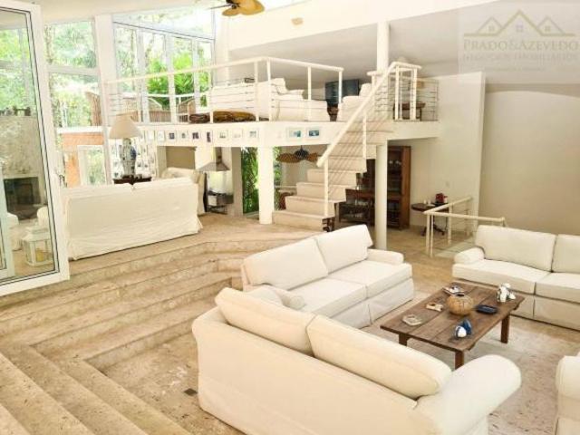 Casa com 3 dormitórios à venda, 505 m² por R$ 3.500.000,00 Jardim Itatiaia Embu das Artes/SP