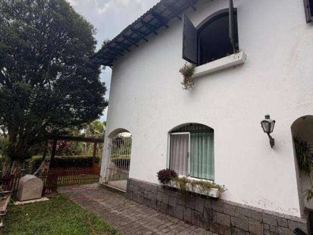 Casa com 3 dormitórios à venda, 500 m² por R$ 2.800.000,00 Condomínio Arujazinho I, II e III Aru