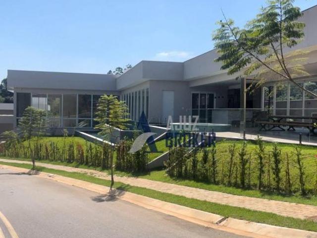 Casa com 3 dormitórios à venda, 500 m² por R$ 2.850.000,00 Condomínio Residencial Arboretum Vinh