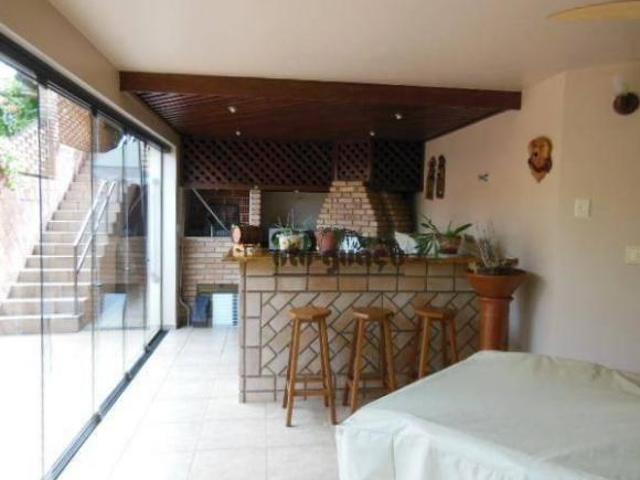 Casa com 3 dormitórios à venda, 501 m² por R$ 1.980.000,00 Condomínio Campos de Santo Antônio It