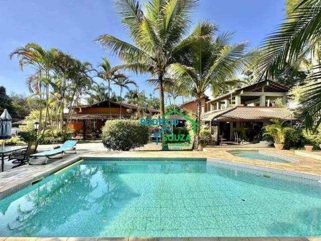 Casa com 3 dormitórios à venda, 503 m² por R$ 1.740.000,00 Vilarejo Carapicuíba/SP
