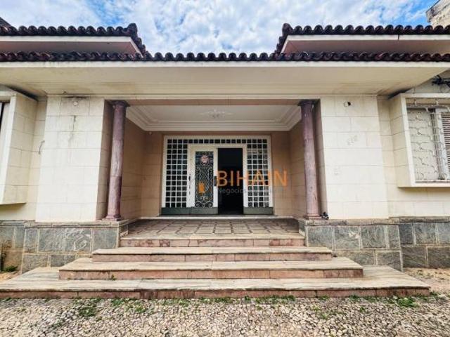 Casa com 3 dormitórios à venda, 525 m² por R$ 1.800.000,00 Concórdia Belo Horizonte/MG