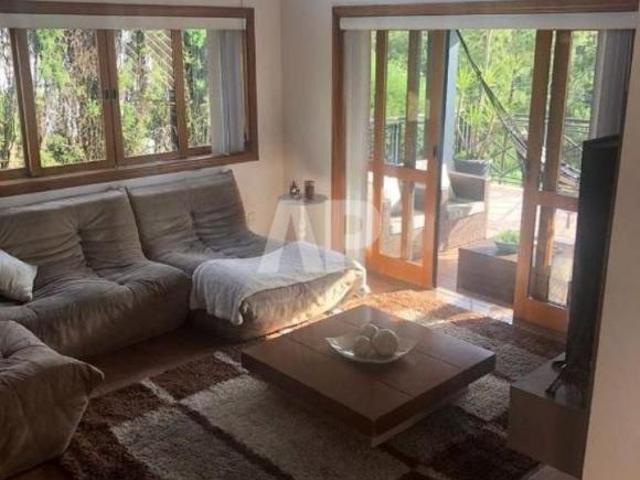 Casa com 3 dormitórios à venda, 520 m² por R$ 1.600.000,00 Condomínio Campos de Santo Antônio It