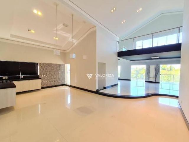 Casa com 3 dormitórios à venda, 532 m² por R$ 2.000.000,00 Condomínio Portal do Sabiá Araçoiaba