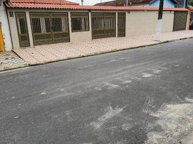 Casa com 3 dormitórios à venda, 540 m² por R$ 1.499.990 Solemar Praia Grande/SP