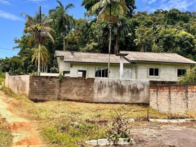 Casa com 3 dormitórios à venda, 550 m² por R$ 265