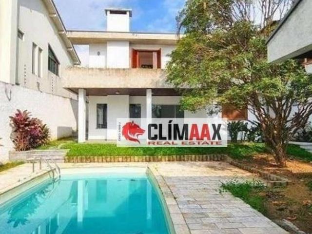 Casa em Boaçava com 560m² de terreno, 3 dorm 6 vagas e quintal São Paulo