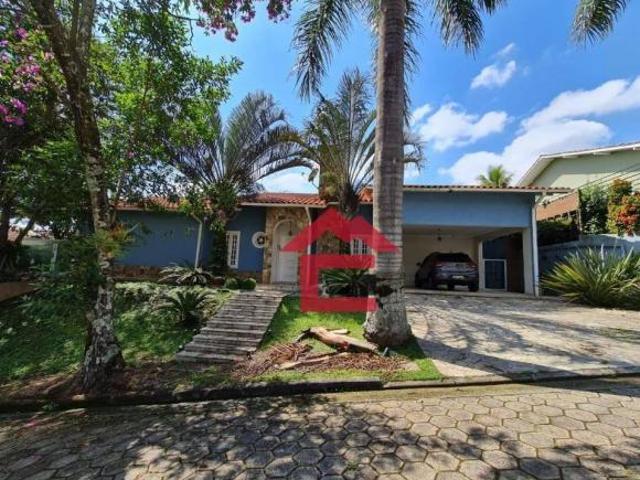 Casa com 3 dormitórios à venda, 570 m² por R$ 1.300.000,00 Jardim Maria Tereza Cotia/SP