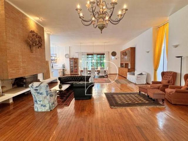 Casa com 3 dormitórios à venda, 600 m² por R$ 2.250.000,00 Cotia Cotia/SP