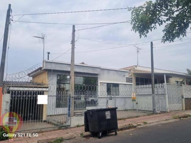 Casa com 3 dormitórios à venda, 600 m² por R$ 700.000 Jardim Santa Rosália Sorocaba/SP