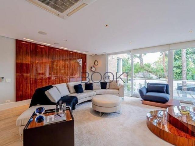 Casa com 3 dormitórios à venda, 705 m² por R$ 8.278.000 Jardim Petrópolis São Paulo/SP