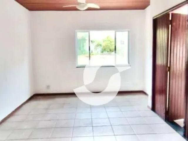 Casa com 3 dormitórios à venda, 720 m² por R$ 2.100.000,00 Piratininga Niterói/RJ