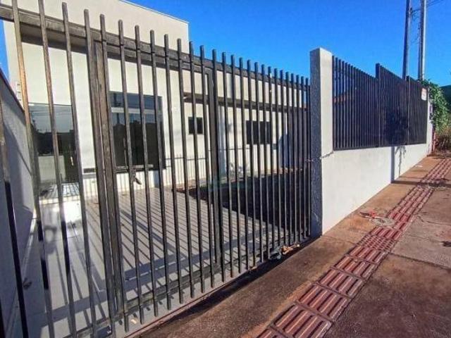 Casa com 3 dormitórios à venda, 76 m² por R$ 318.000,00 Conjunto Habitacional José Garcia Molina
