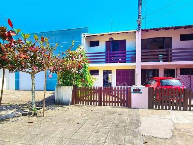 Casa com 3 dormitórios à venda, 78 m² por R$ 550.000 Centro Guaratuba/PR