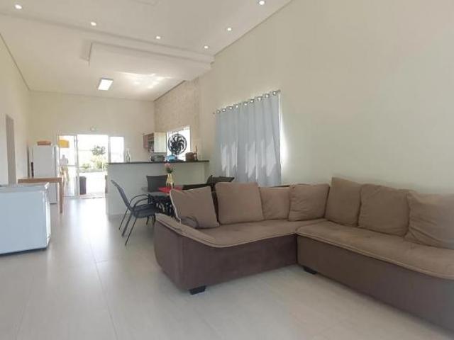 Casa com 3 dormitórios à venda, 800 m² por R$780.000,00 Condomínio Village da