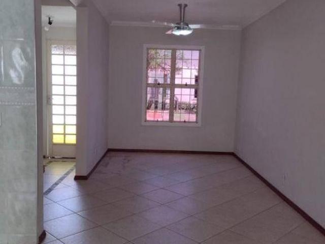 Casa com 3 dormitórios à venda, 80 m² por R$ 450.000,00 Parque Villa Flores Villa Flora Sumar