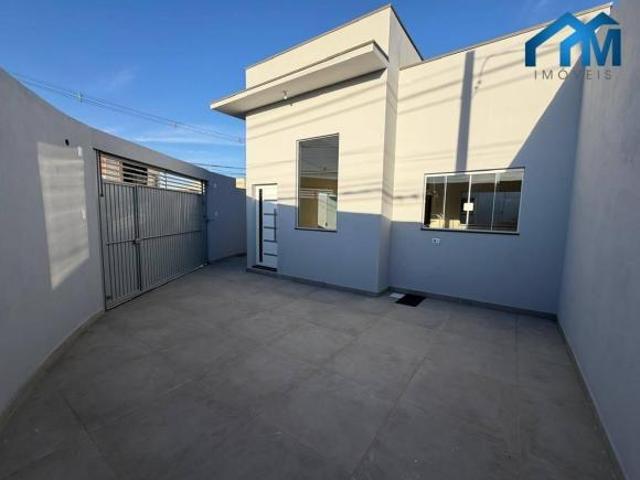 Casa com 3 dormitórios à venda, 80 m² por R$ 625.000,00 Jardim Santa Marta III Salto/SP
